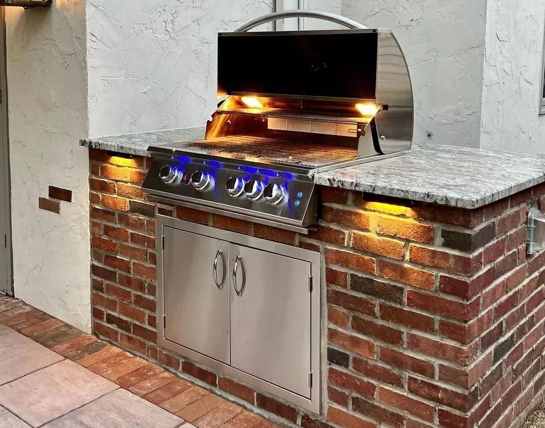 Summerset Outdoor Kitchens - Outdoor Living
