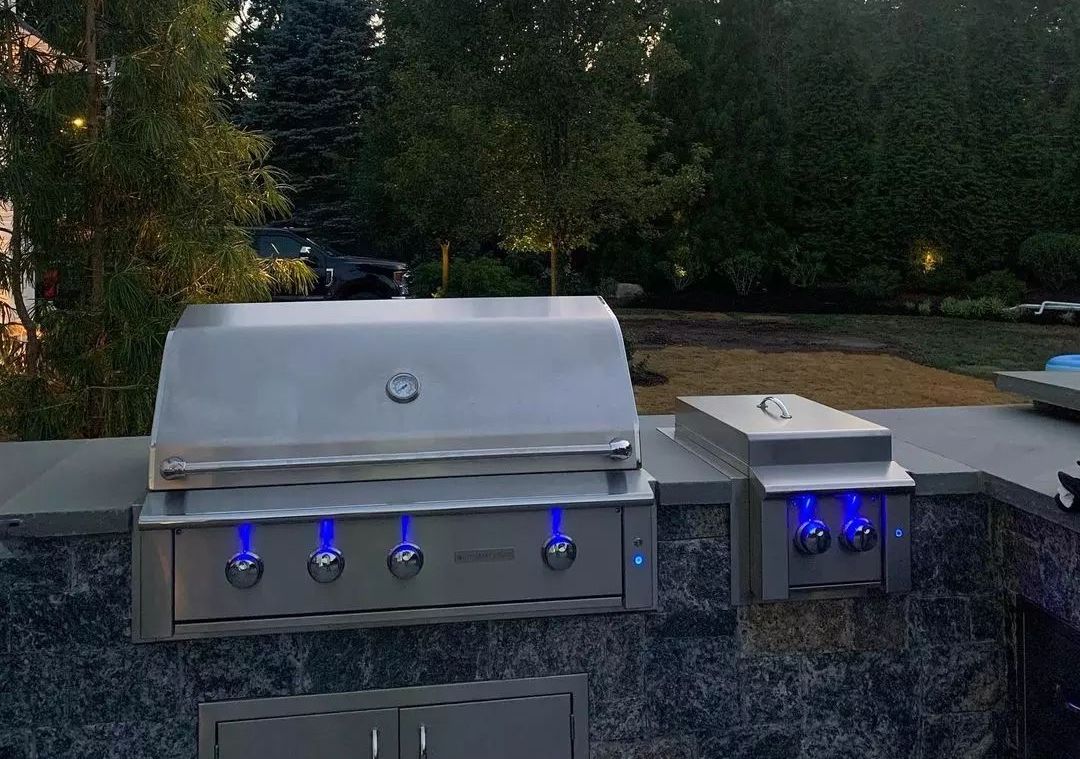 Summerset Outdoor Kitchens - Outdoor Living